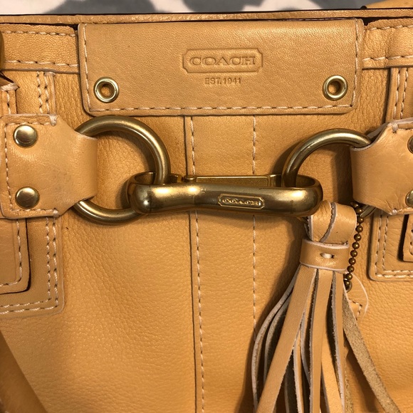 Coach | Bags | Signature Coach Hamptons Purse | Poshmark